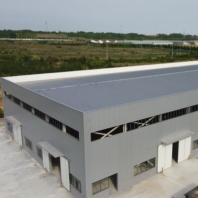Prefabricated Light Steel Workshop with Sandwich Panel Walls